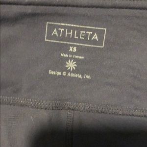 Athleta | Pants & Jumpsuits | Athleta Ananda Cropped Capri Yoga Pant ...